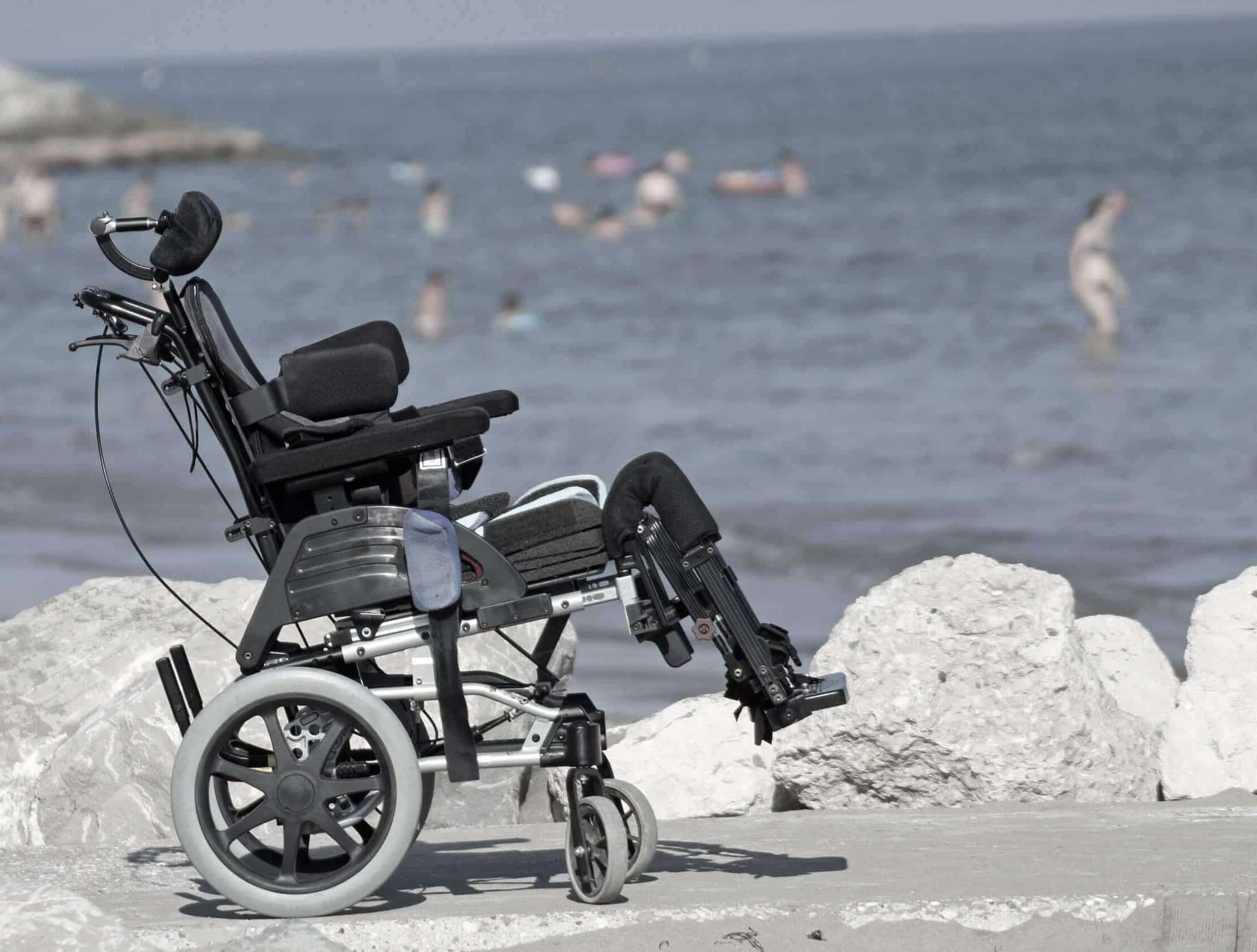 Dallas Auto Accident Lawyer Todd Tracy Wins Lawsuits vs Auto Giants